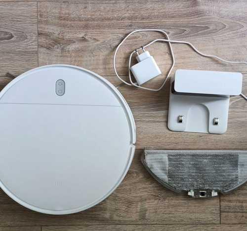 Робот пылесос Mi Robot Vacuum Mop на запчасти