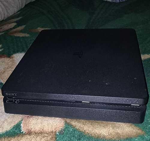 Sony playstation 4 slim