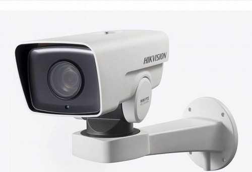 Видеокамера Hikvision DS-2DY3220IW-DE(B)