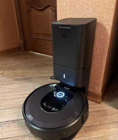 Робот-пылесос iRobot Roomba i7 plus с базой
