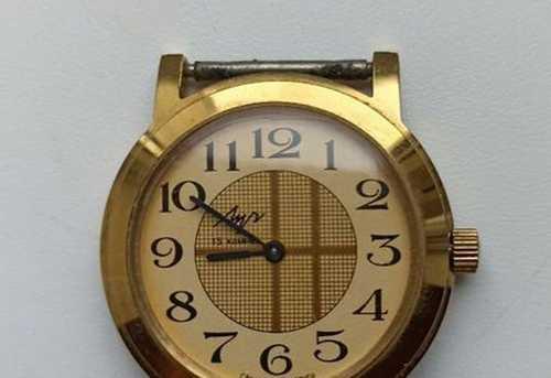 Часы женские Луч СССР 15камней