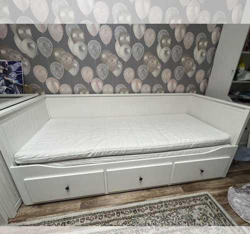 Кровать IKEA hemnes