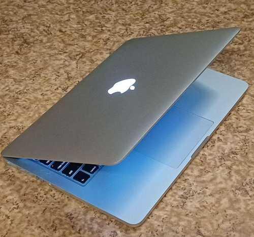 MacBook Pro A1425 (Retina)