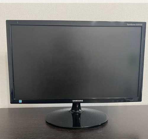 LED Монитор Samsung SyncMaster S22B150N