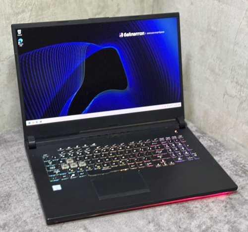 Asus Strix 17.3" - i7-9750H, 16/1000, RTX 2060