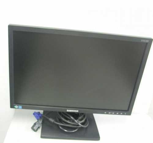 Монитор 19" Samsung S19C200BW (VGA)