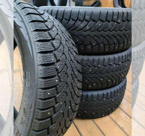 Formula Ice 215/55 R17 98T