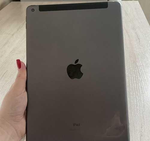 Apple iPad (2020) wi-fi   Cellular 32 gb