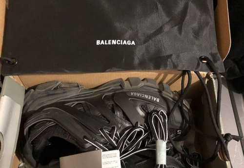 Balenciaga track 1 black