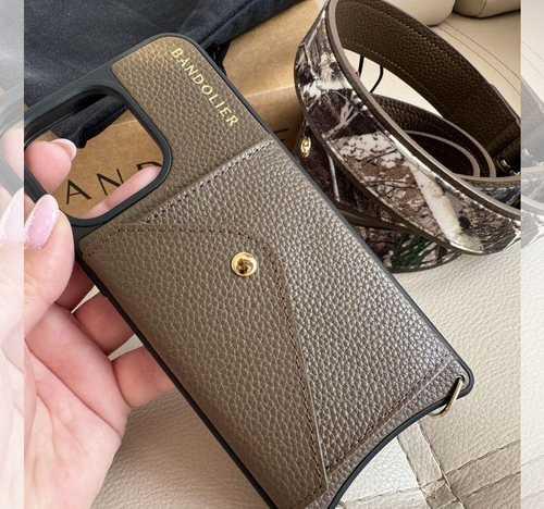 Новый чехол Bandolier на iPhone 15 pro max