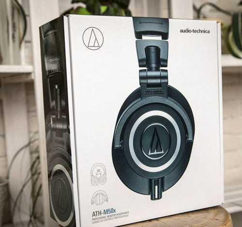 Проводные наушники Audio-Technica ATH-M50X