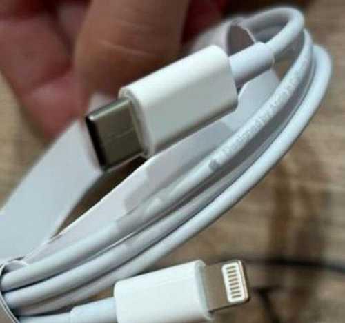 Кабель Apple USB-C to Lightning Cable 1m