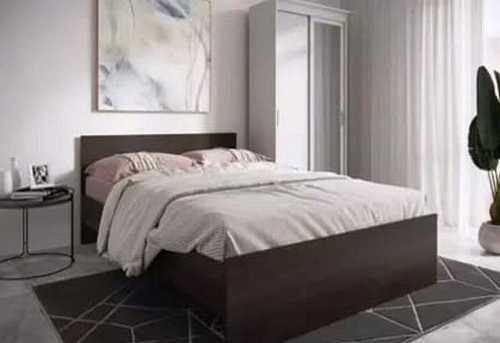 Кровать с матрасом 2-спальная