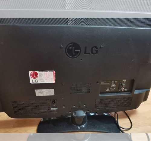 Телевизор LG 42LD425