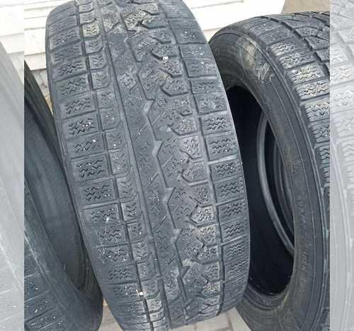 Kumho I'Zen RV Asymmetric 225/55 R18