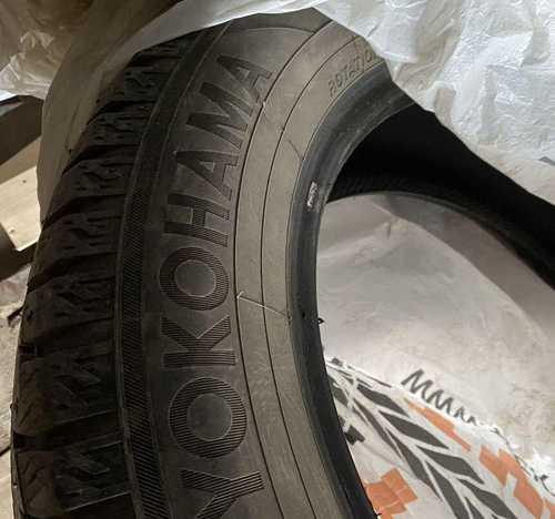 Yokohama IceGuard Stud IG65 225/60 R17