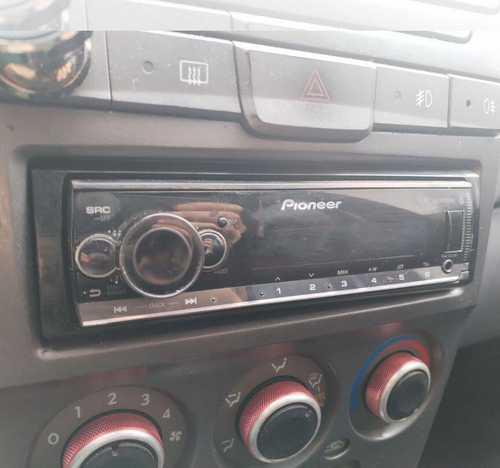 Pioneer mvh s520bt