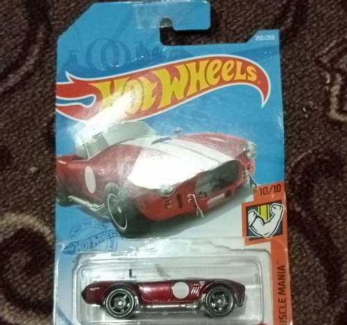 Модель Hot wheels Shelby Cobra 427 S/C