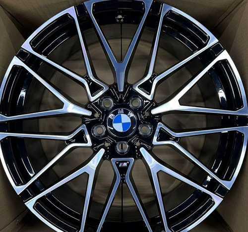 Колеса в сборе зима на BMW X7 (G07) r22 + Fronway