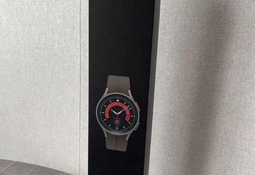 Смарт-часы Samsung Galaxy Watch5 Pro Black