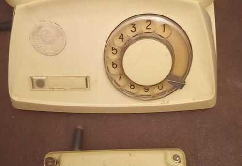 Стационарный телефон СССР с гербом