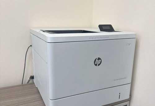 Цветной принтер HP M553