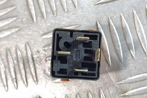 Реле Bmw X3 e83 2004-2010