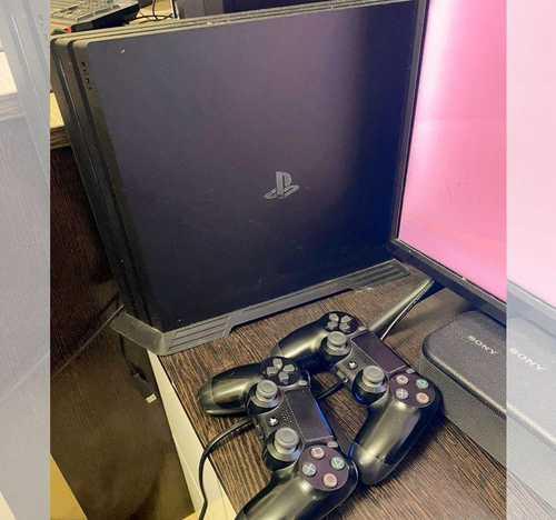 Sony playstation 4 pro 1tb 2 геймпада