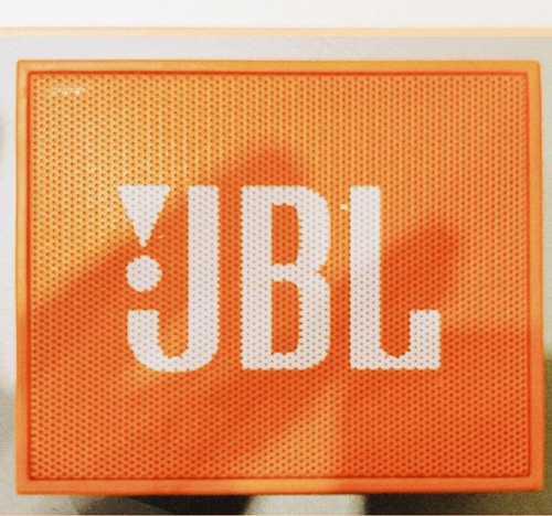 Портативная беспроводная колонка JBL GO