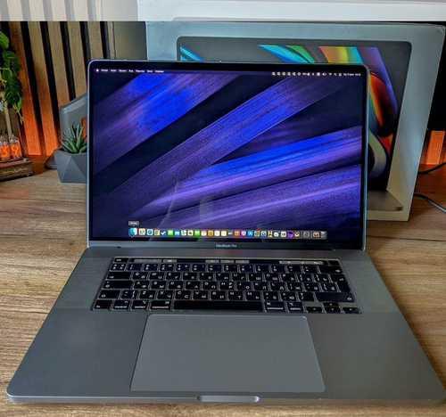 Apple Macbook Pro 16 (2019) i9/RX5500M/16Gb/1Tb