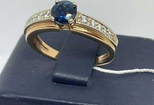 Золотое кольцо с бриллиантом и сапфиром