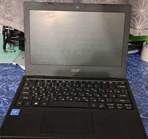 Ноутбук Acer Travelmate b118