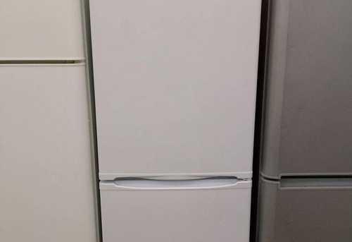 Холодильник бу Indesit 167см в отличном состоянии
