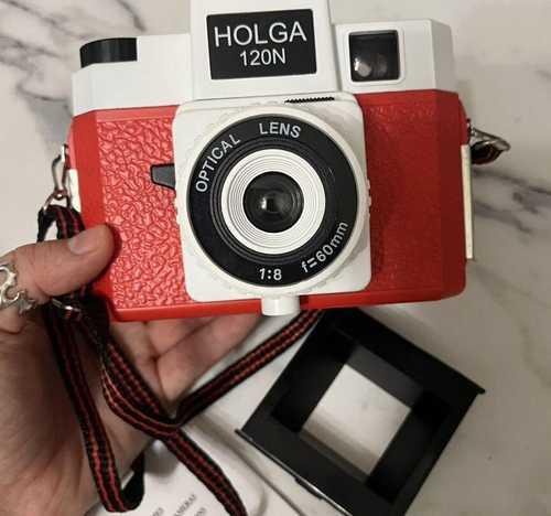 Пленочный фотоаппарат holga