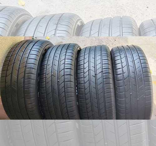 Kumho Ecsta HS52 205/55 R16