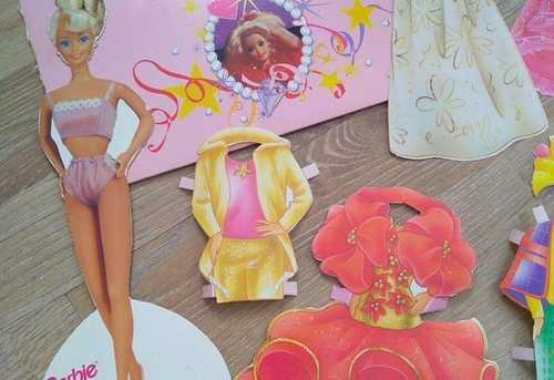Винтажный набор Barbie картонная с одеждой 90 - е