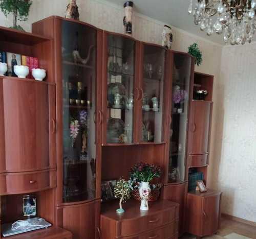 Мебельная стенка бу