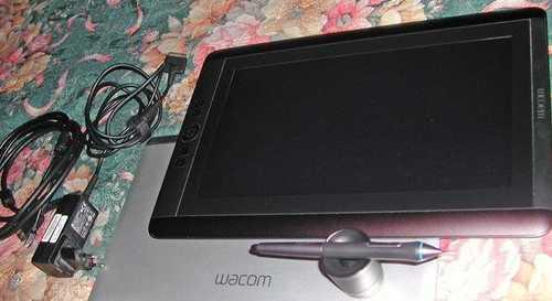 Графический планшет wacom cintiq 13 HD + стилус