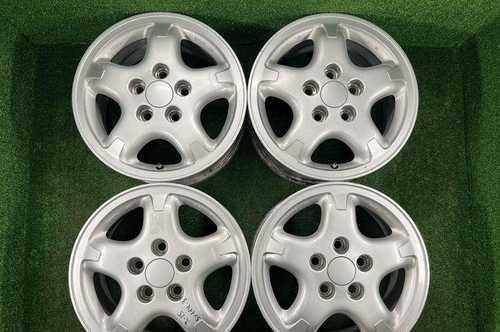 R15 Toyota Оригинал 5x114.3 6JJ ET+50 цо60,1мм