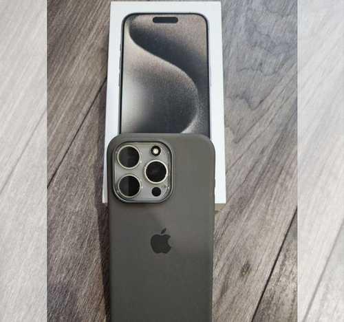 iPhone 15 Pro, 256 ГБ