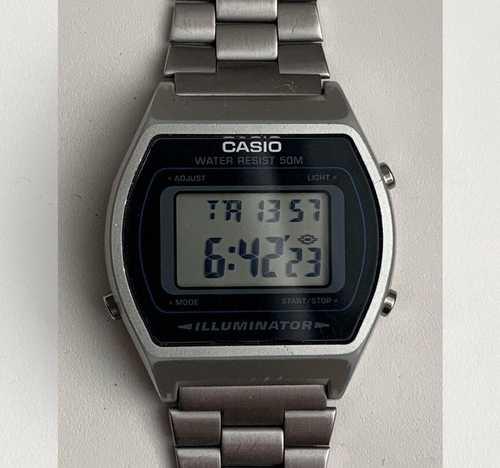 Наручные часы casio