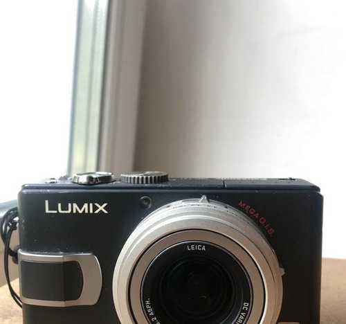 Panasonic Lumix DMC-LX1 + Leica DC Vario-Elmarit