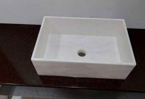 Столешница для ванной из искуственного камня