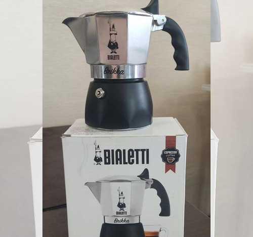 Гейзерная кофеварка bialetti brikka