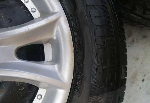 Bridgestone Dueler H/T 684III 175/70 R13