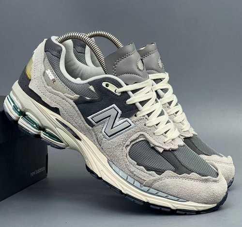 Кроссовки New Balance 2002R