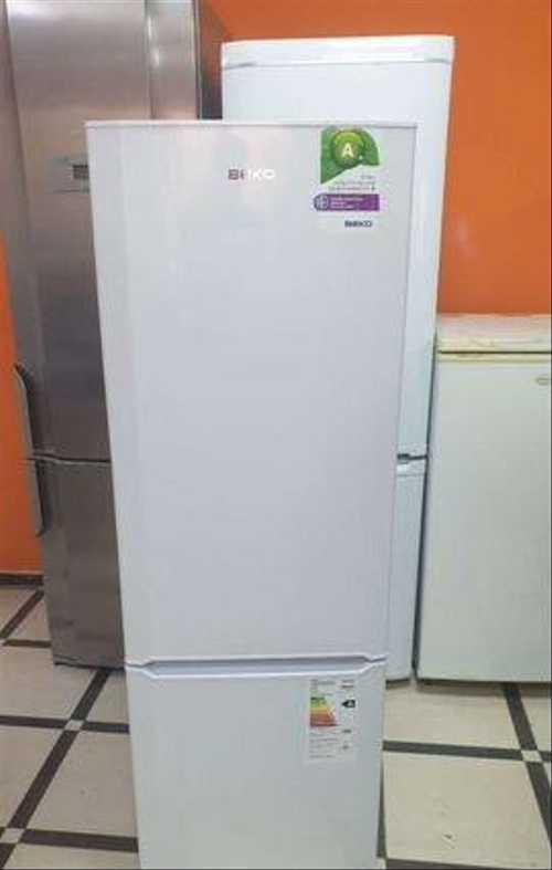Холодильник Беко 165см