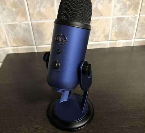 Микрофон студийный Blue Yeti Midnight Blue синий