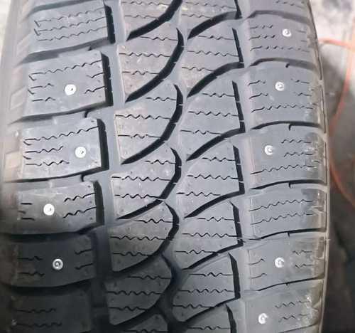 Tigar Ice 215/65 R16C