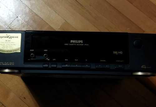 Видеомагнитофон Philips VR453/55